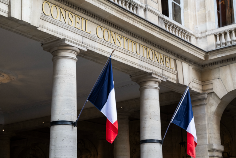 France - Fin de vie : le Conseil constitutionnel ferme la porte à un ...